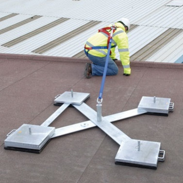 Norme EN 795 - dispositif d'ancrage pour travaux en hauteur